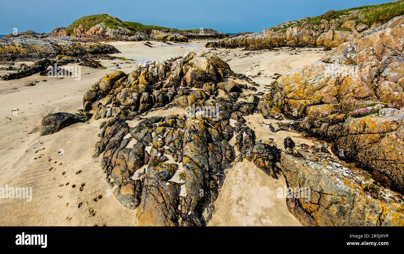 Seascape at Red Rocks beach, Isle of Coll Scotland Stock Photo - Alamy