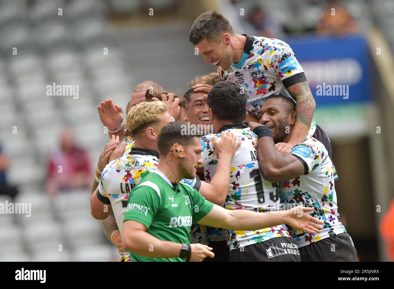 Rob Mulhern #10 of Leigh Leopards celebrates his try during the Magic ...