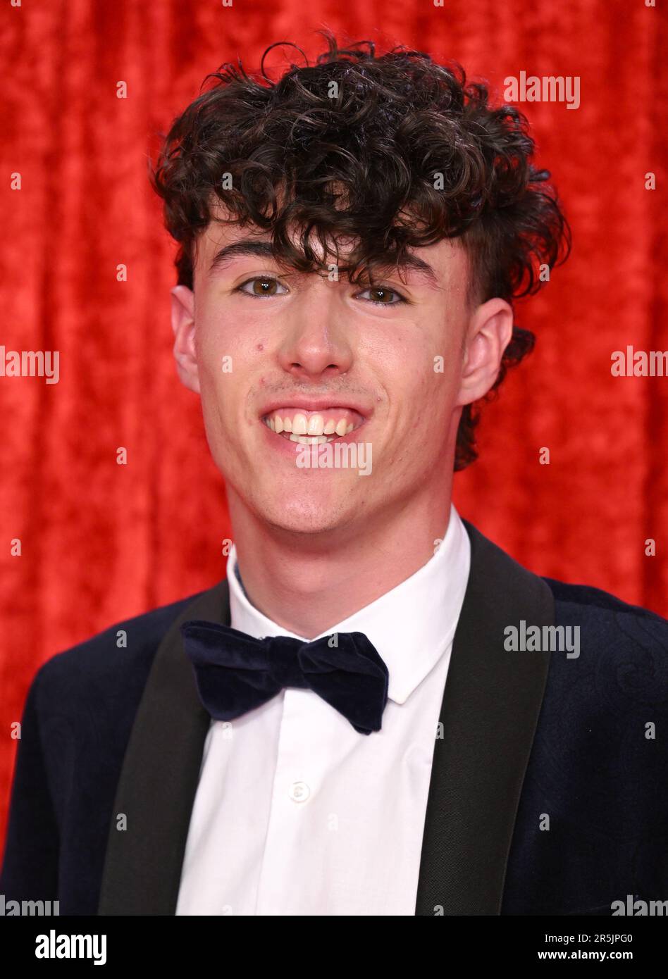 Isaac lowry hi-res stock photography and images - Alamy