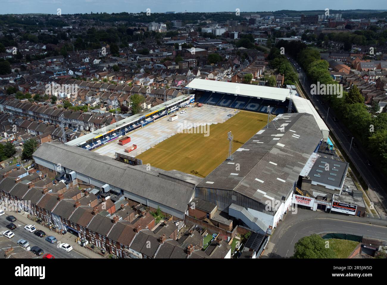 Football stadium drone footage hi-res stock photography and images - Alamy