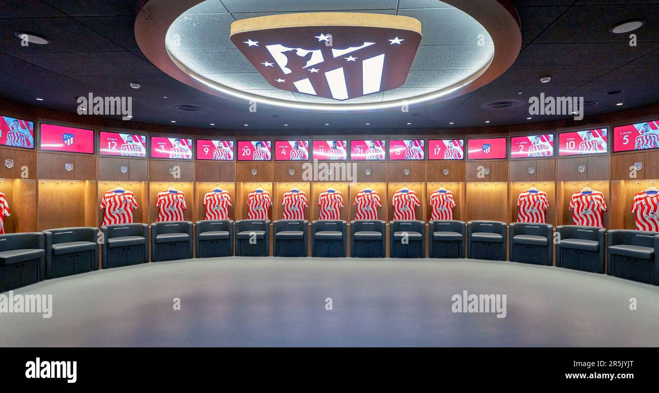 Atlético de madrid changing room hi-res stock photography and images ...