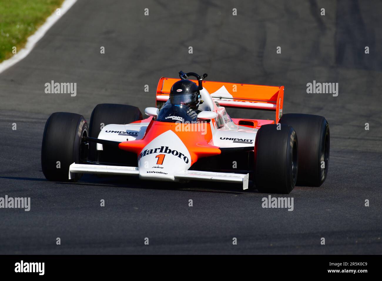 Steve Hartley, McLaren MP4/1, Masters Racing Legends, two races of ...