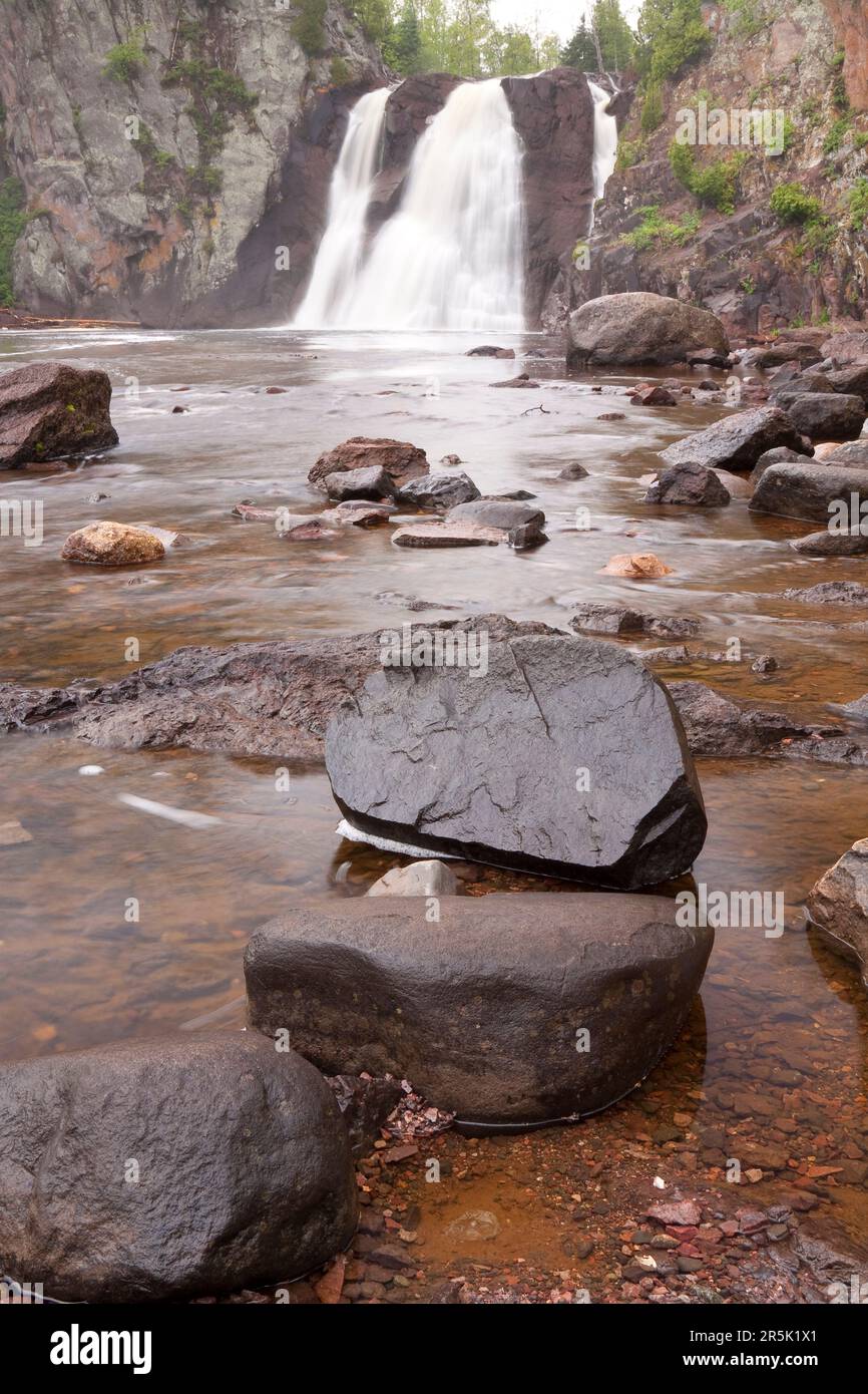 Cascade river falls hi-res stock photography and images - Alamy