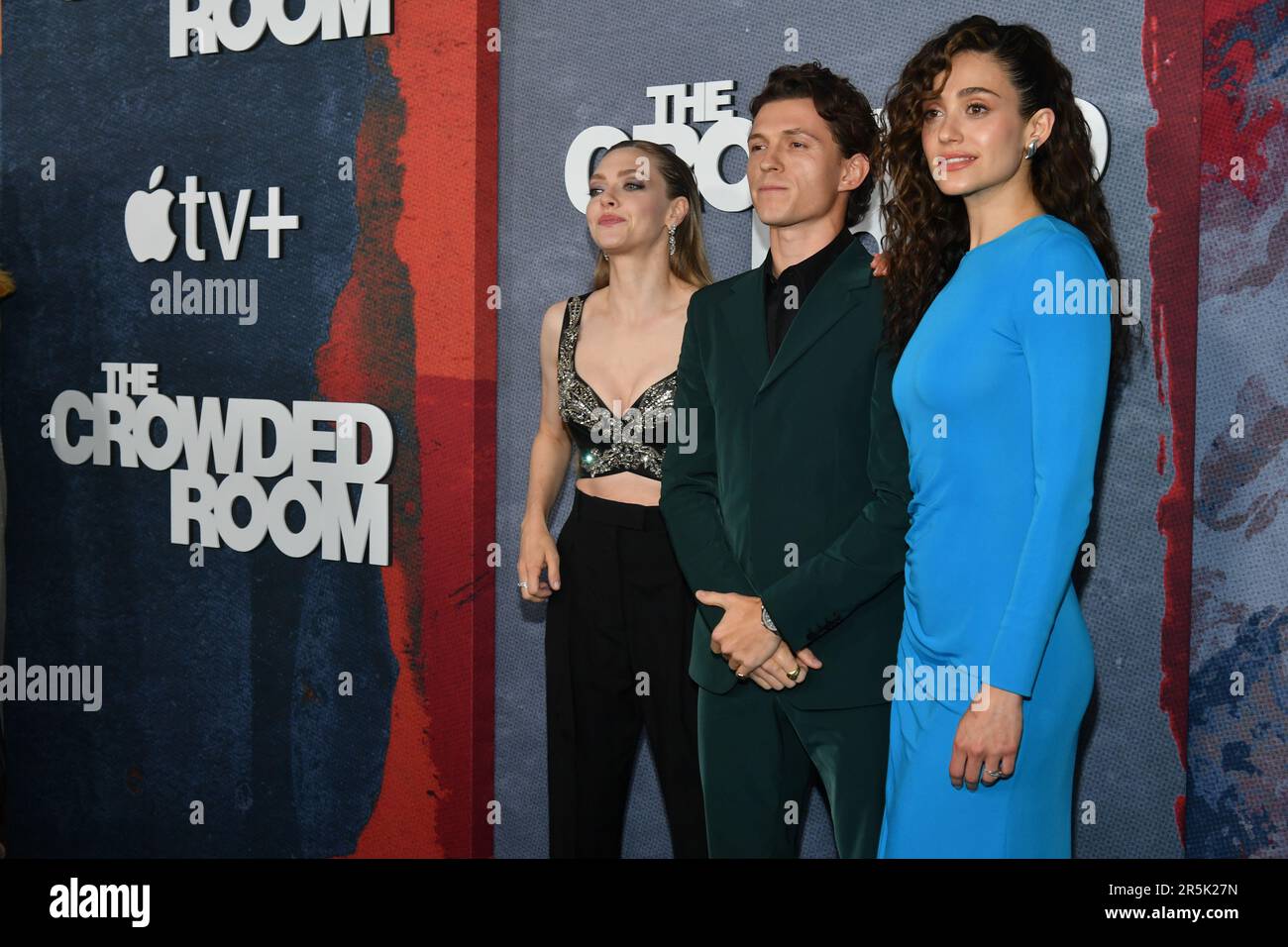 Amanda Seyfried, Tom Holland, Emmy Rossum Stock Photo - Alamy