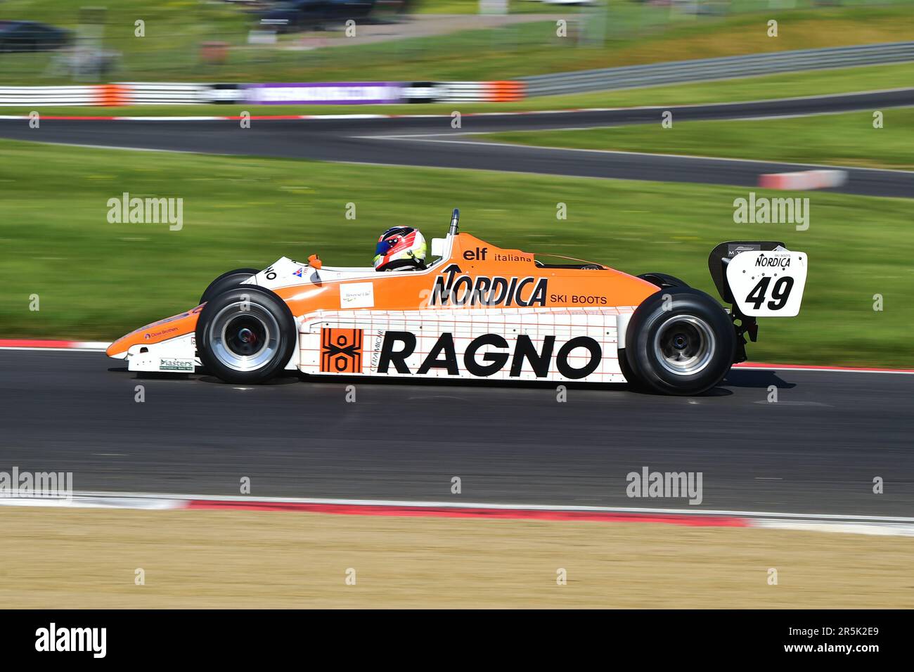 Neil Glover, Arrows A5, Masters Racing Legends, two races of twenty ...