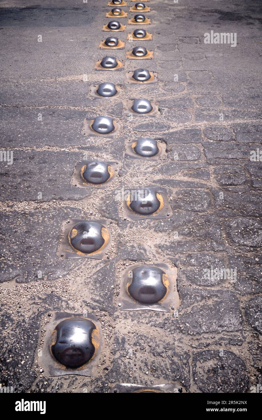 Sppedbump hi-res stock photography and images - Alamy