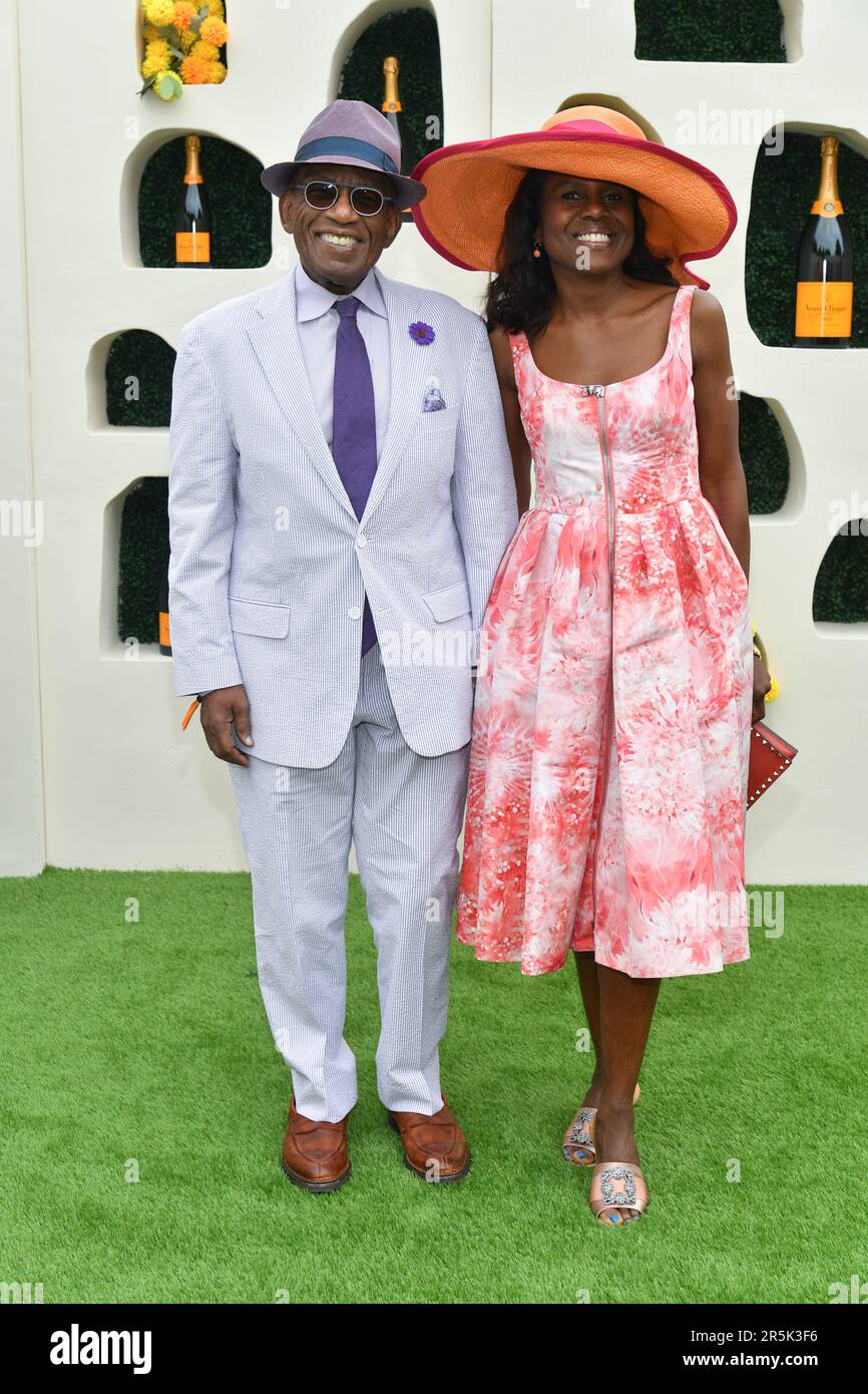 Al Roker (L) and Deborah Roberts Stock Photo - Alamy