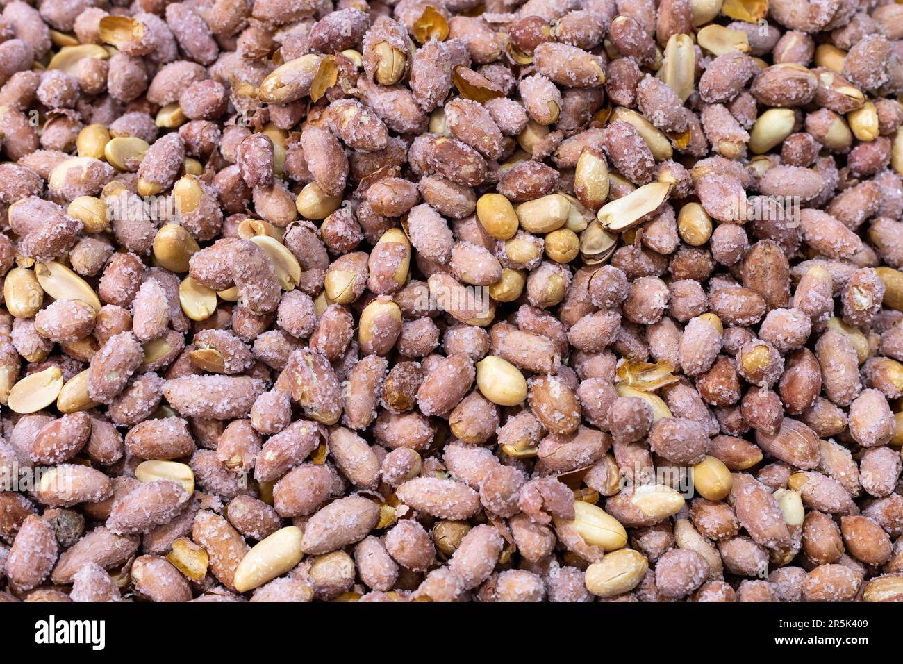 Salted, baked peanuts. Salt-roasted peanuts at the market in Turkey ...
