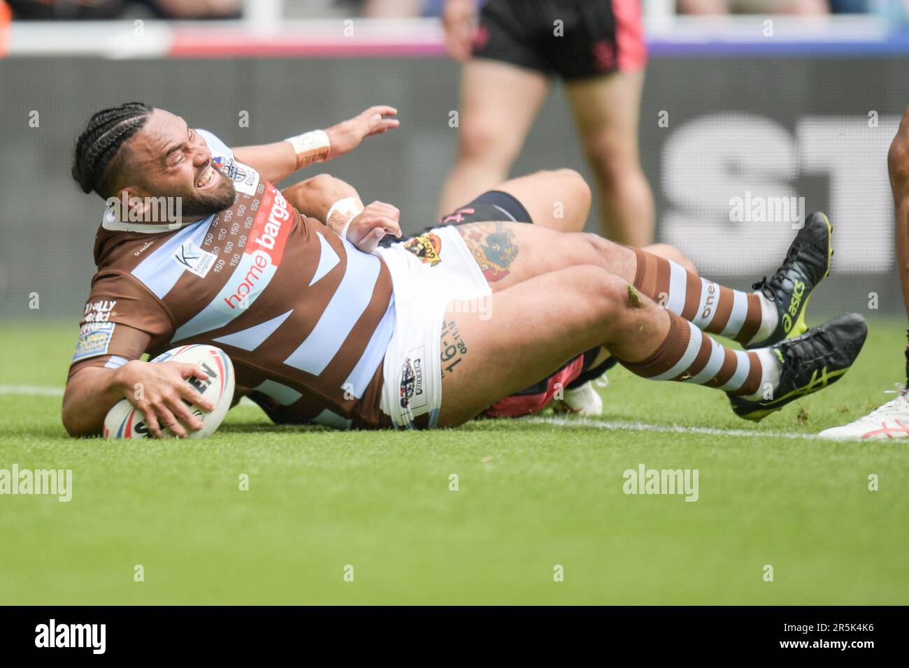 Newcastle, UK. 4th June, 2023. Konrad Hurrell of St Helens scores a try ...