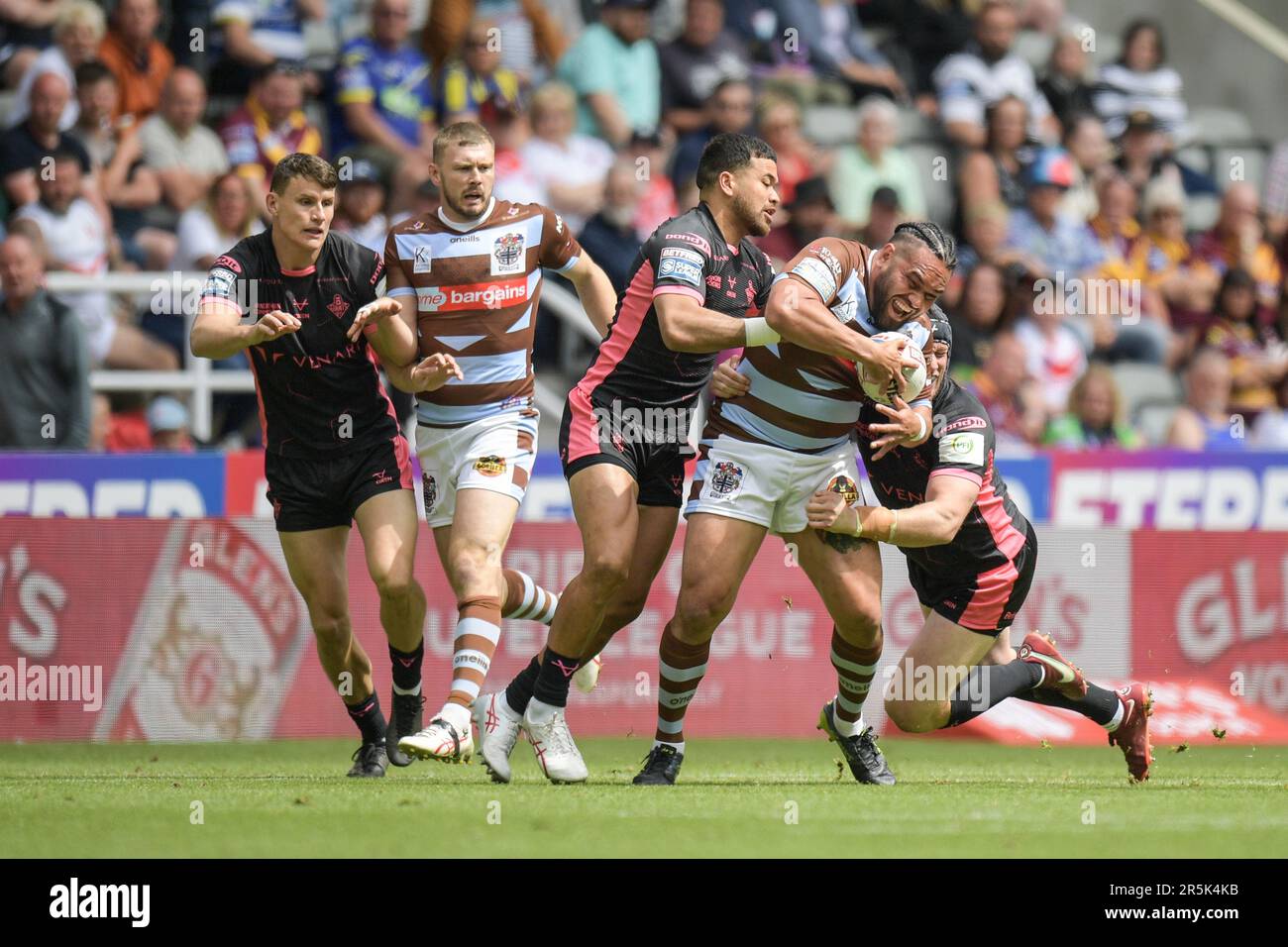 Newcastle, UK. 4th June, 2023. Konrad Hurrell of St Helens makes a ...