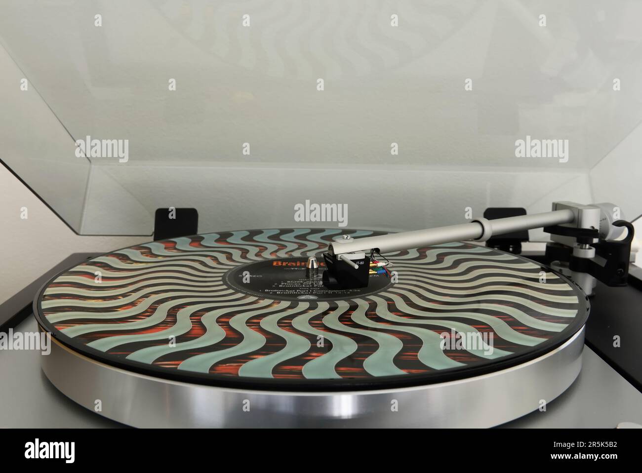 Cartridge record players hi-res stock photography and images - Alamy