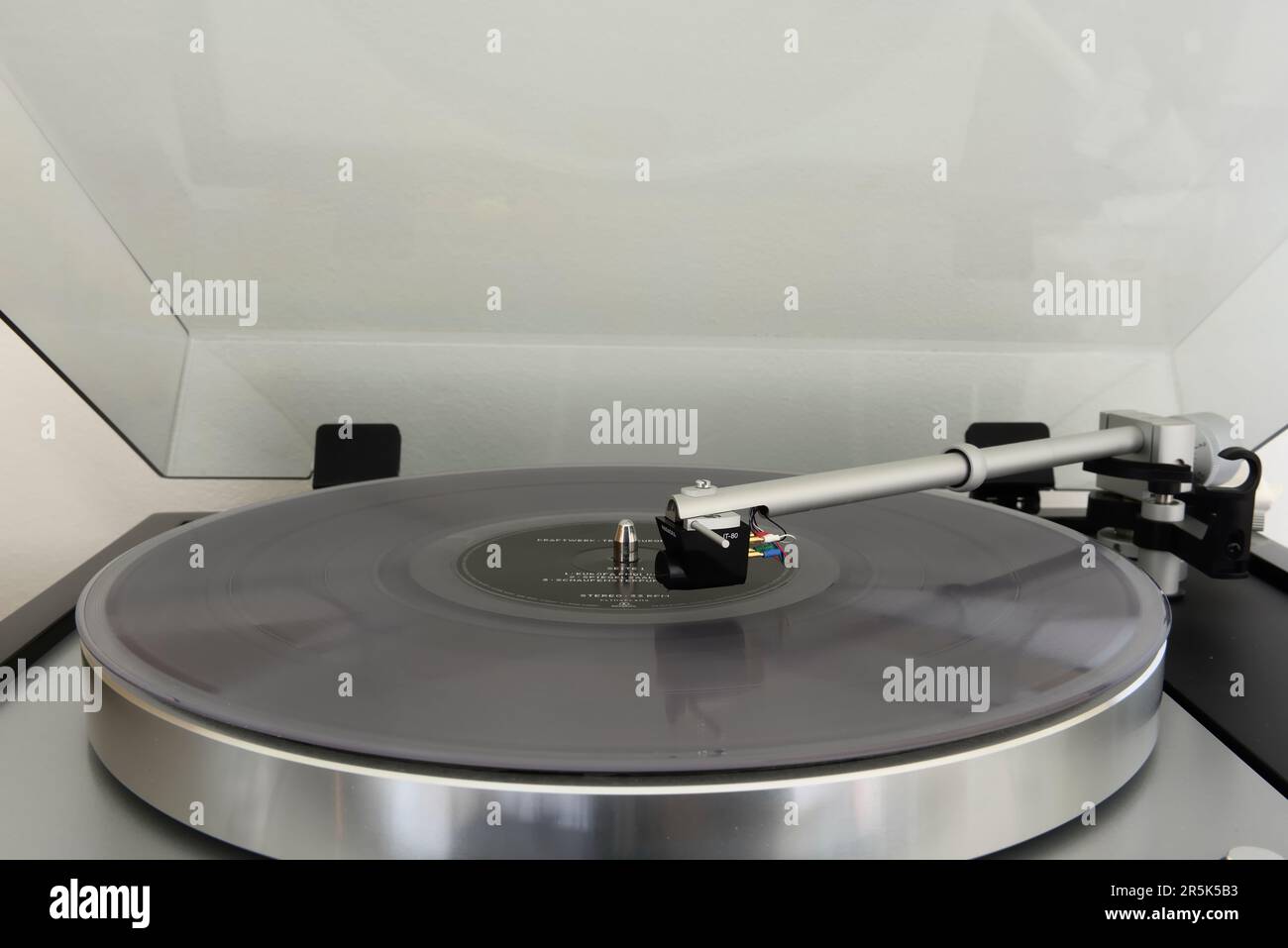 Cartridge record players hi-res stock photography and images - Alamy