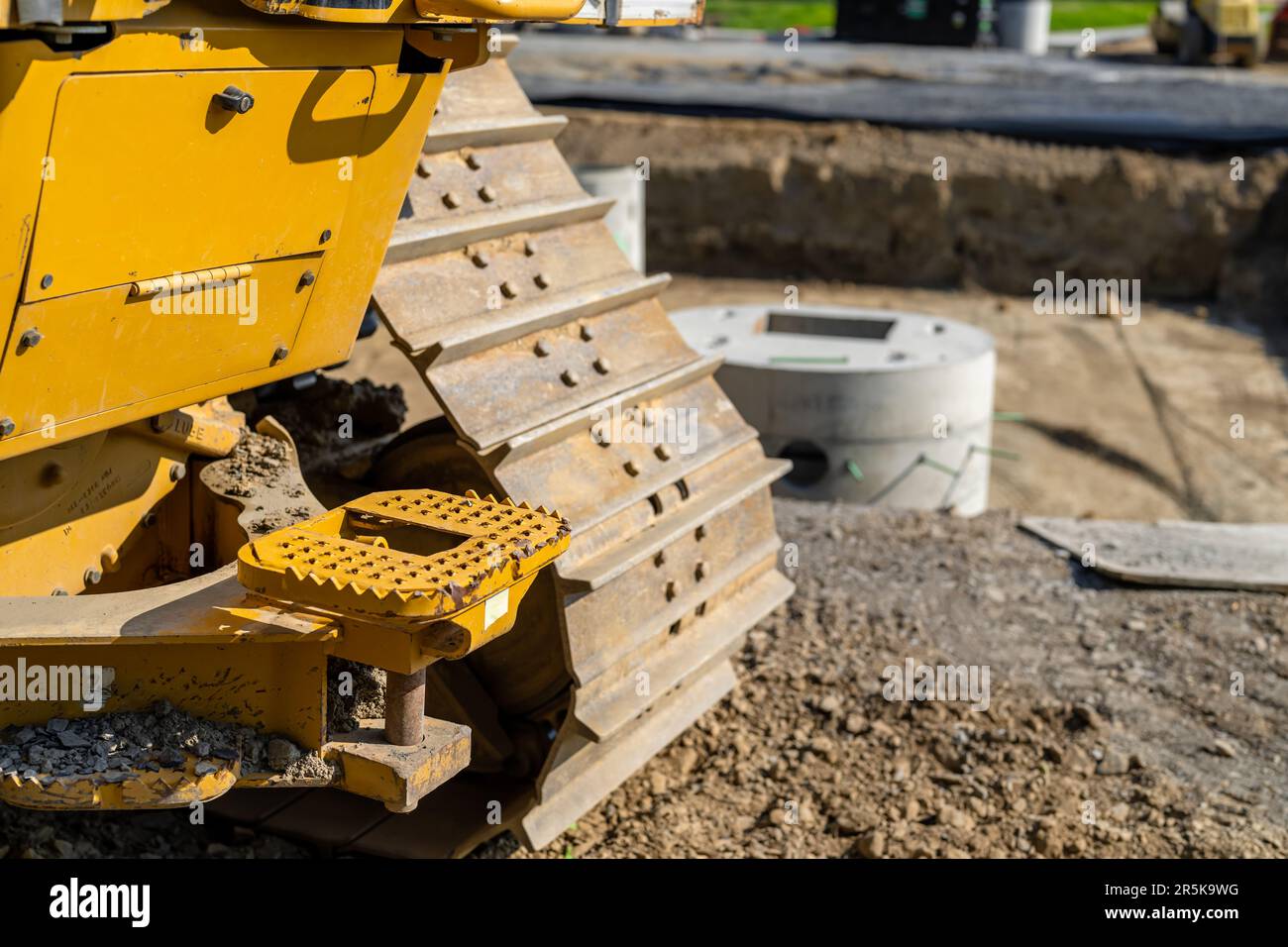 bulldozer moving dirt on the construction site Stock Photo - Alamy