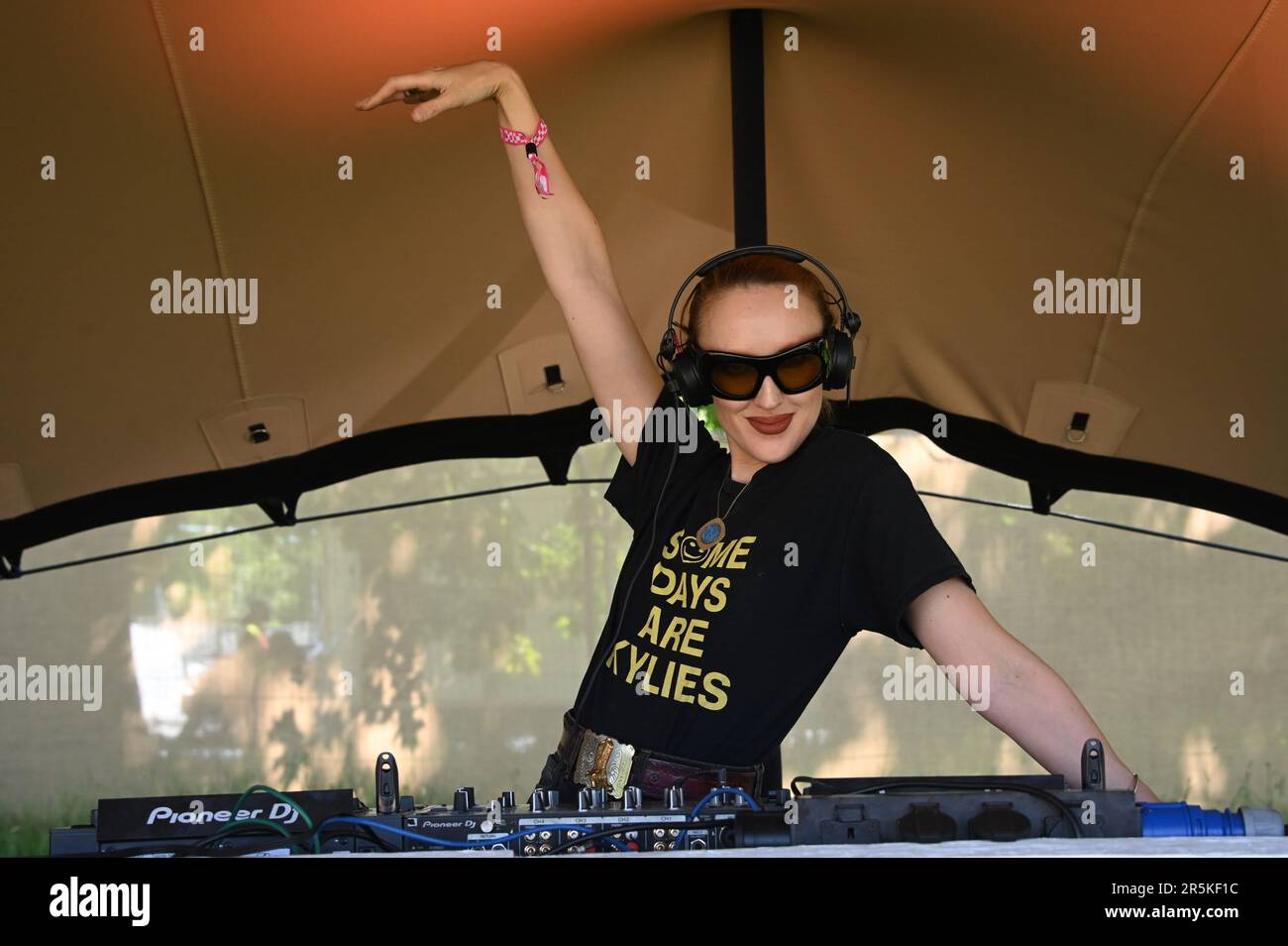 London, UK. 4th June, 2023. Fancy Shews performs at Mighty Hoopla 2023 ...