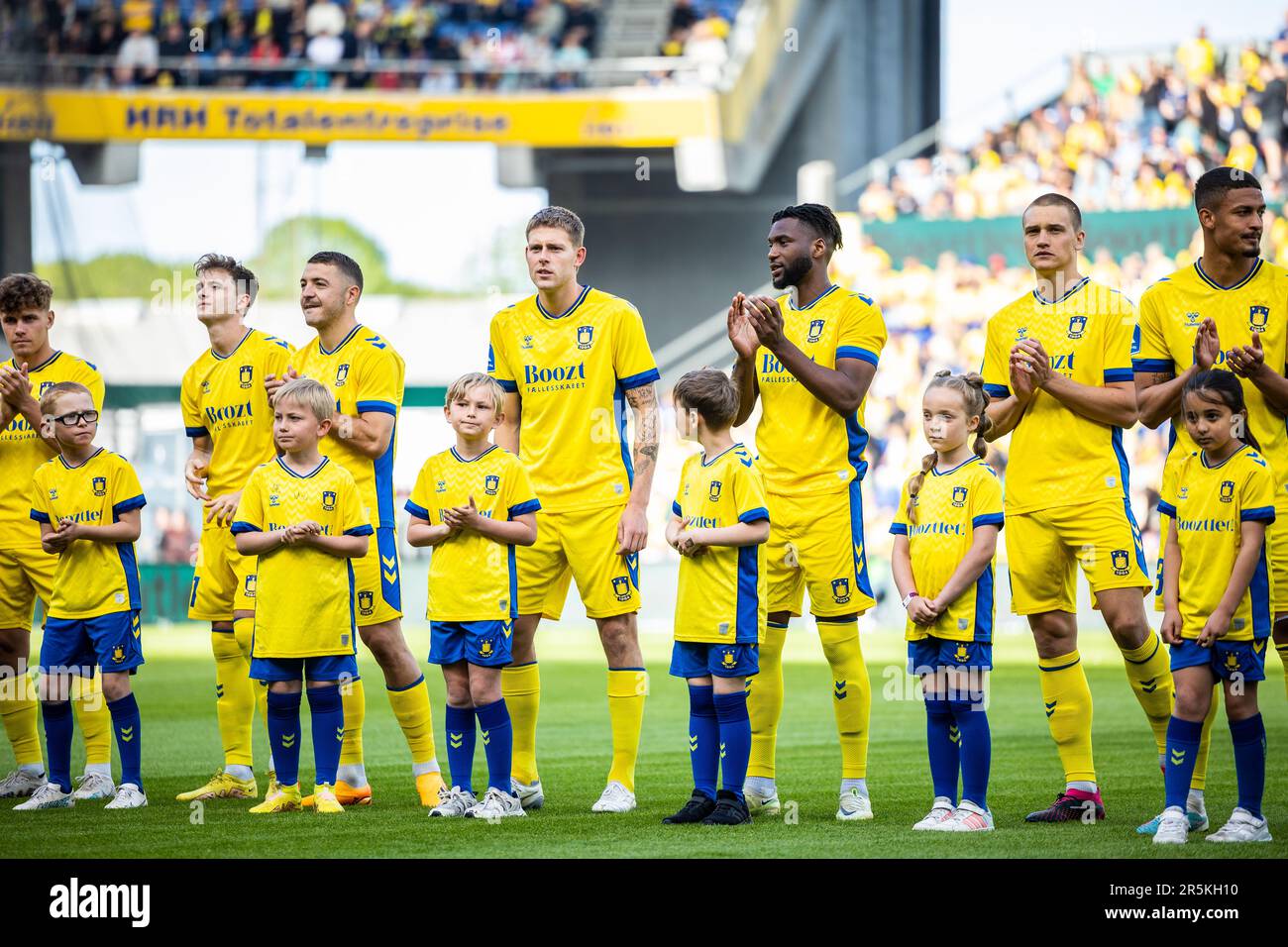 Broendby, Denmark. 29th, May 2023. The players of Broendby IF line up ...