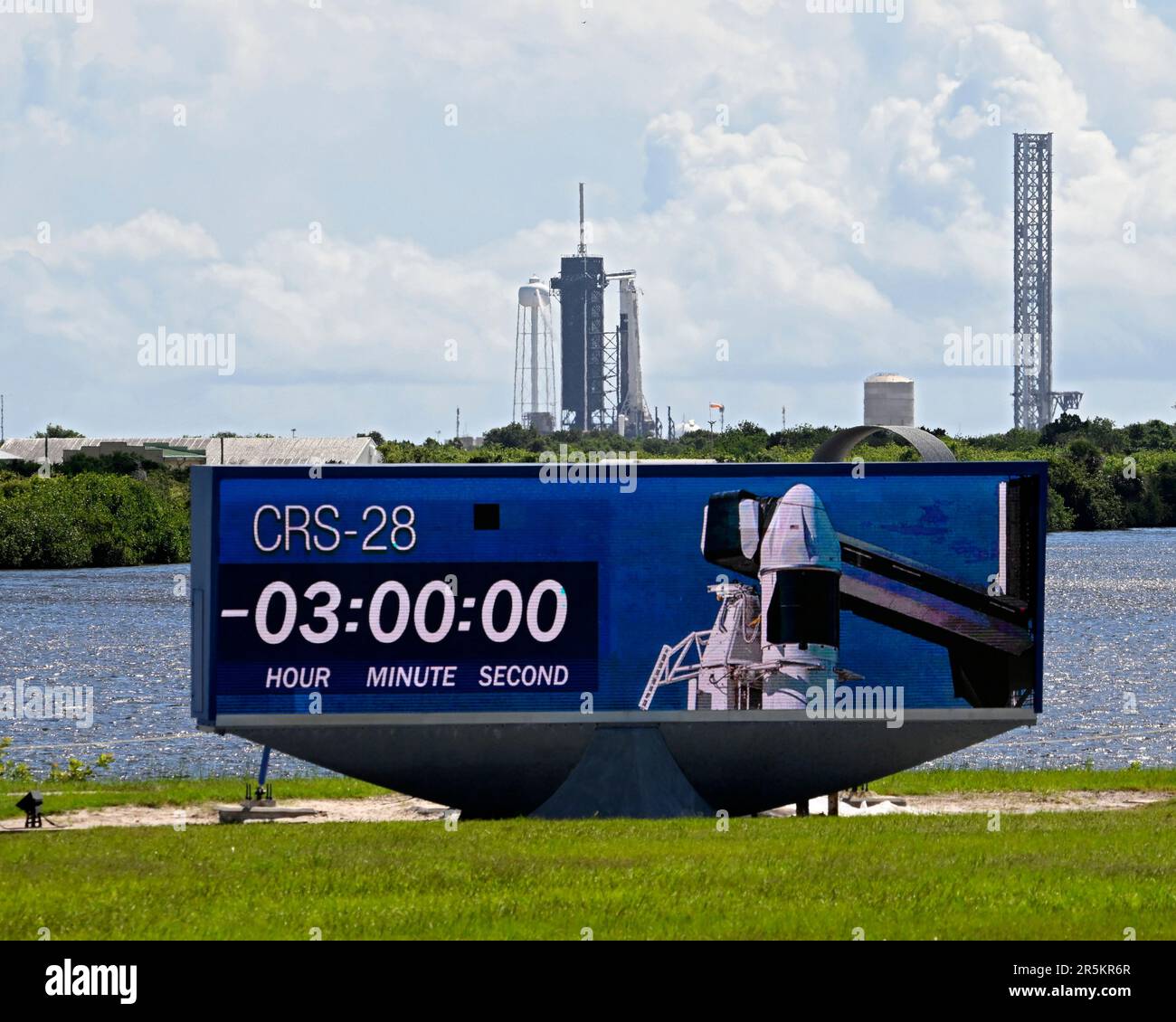 A SpaceX Falcon 9 rocket remains bolted to Complex 39A at the Kennedy ...