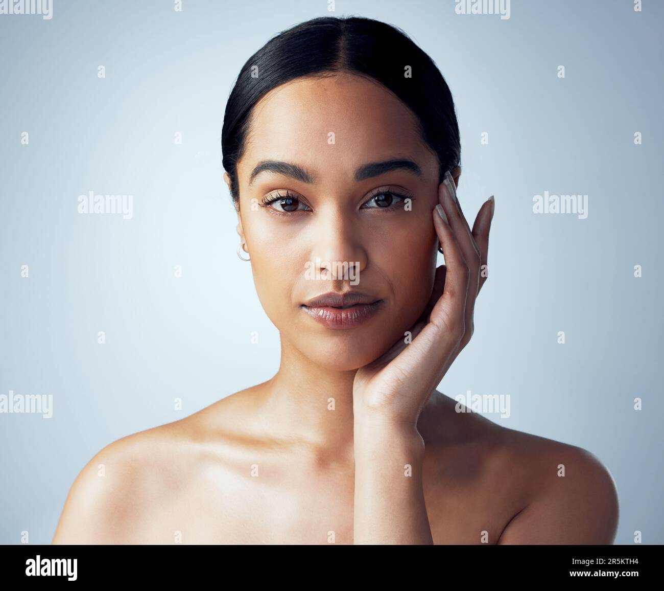 Female model beauty natural face hi-res stock photography and images ...