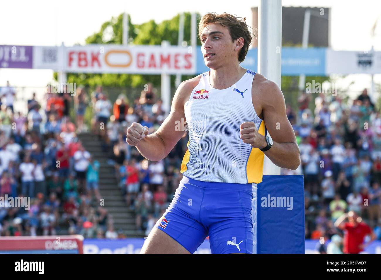 HENGELO - Armand Duplantis in action during the pole vault at the 42nd ...
