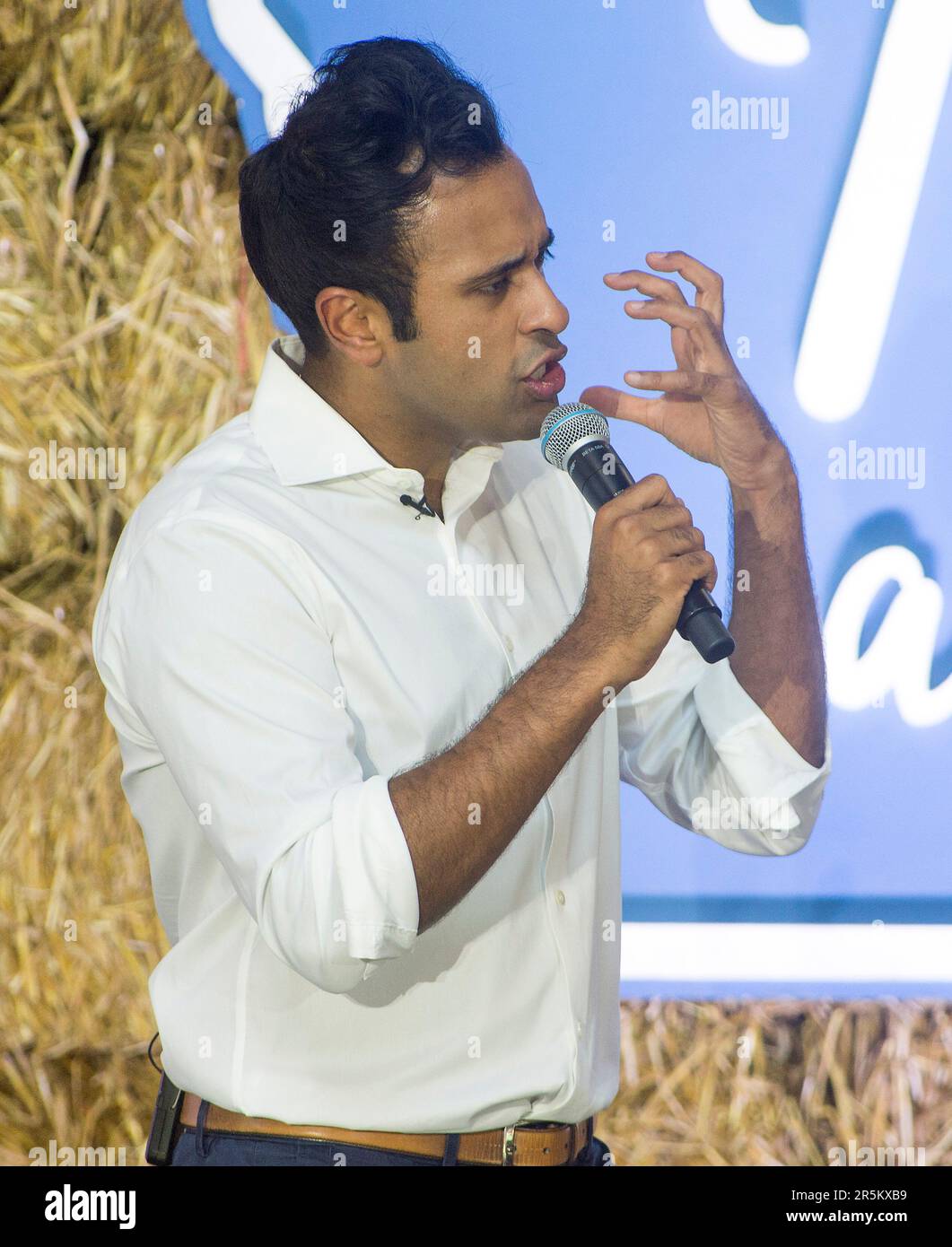 Des Moines, Iowa, USA. 03rd June, 2023. VIVEK RAMASWAMY speaks at the ...