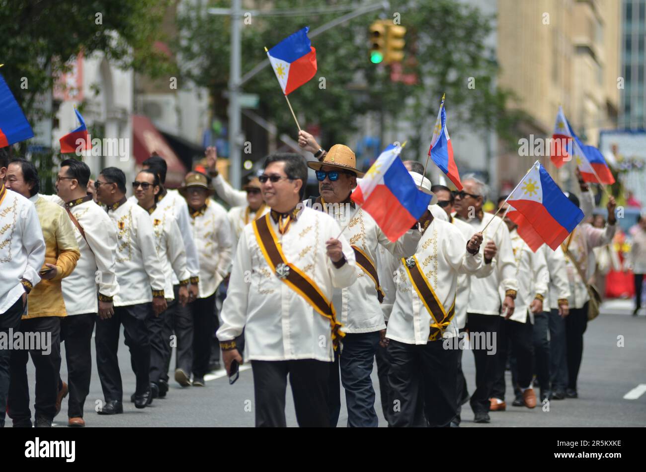 Traditional events in the philippines hi-res stock photography and ...