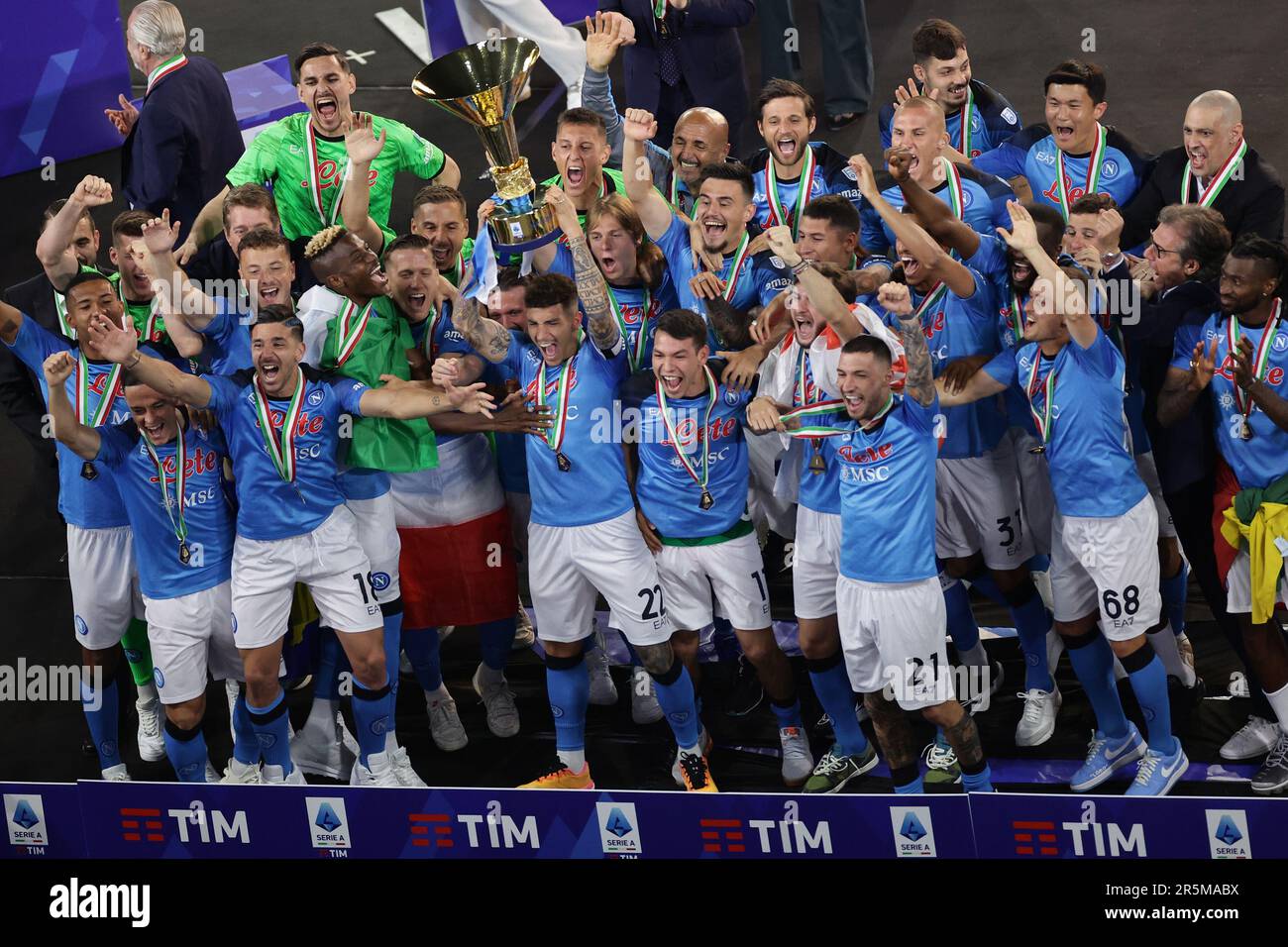 Naples, Italy. 04th June, 2023. Giovanni Di Lorenzo of SSC Napoli lifts ...