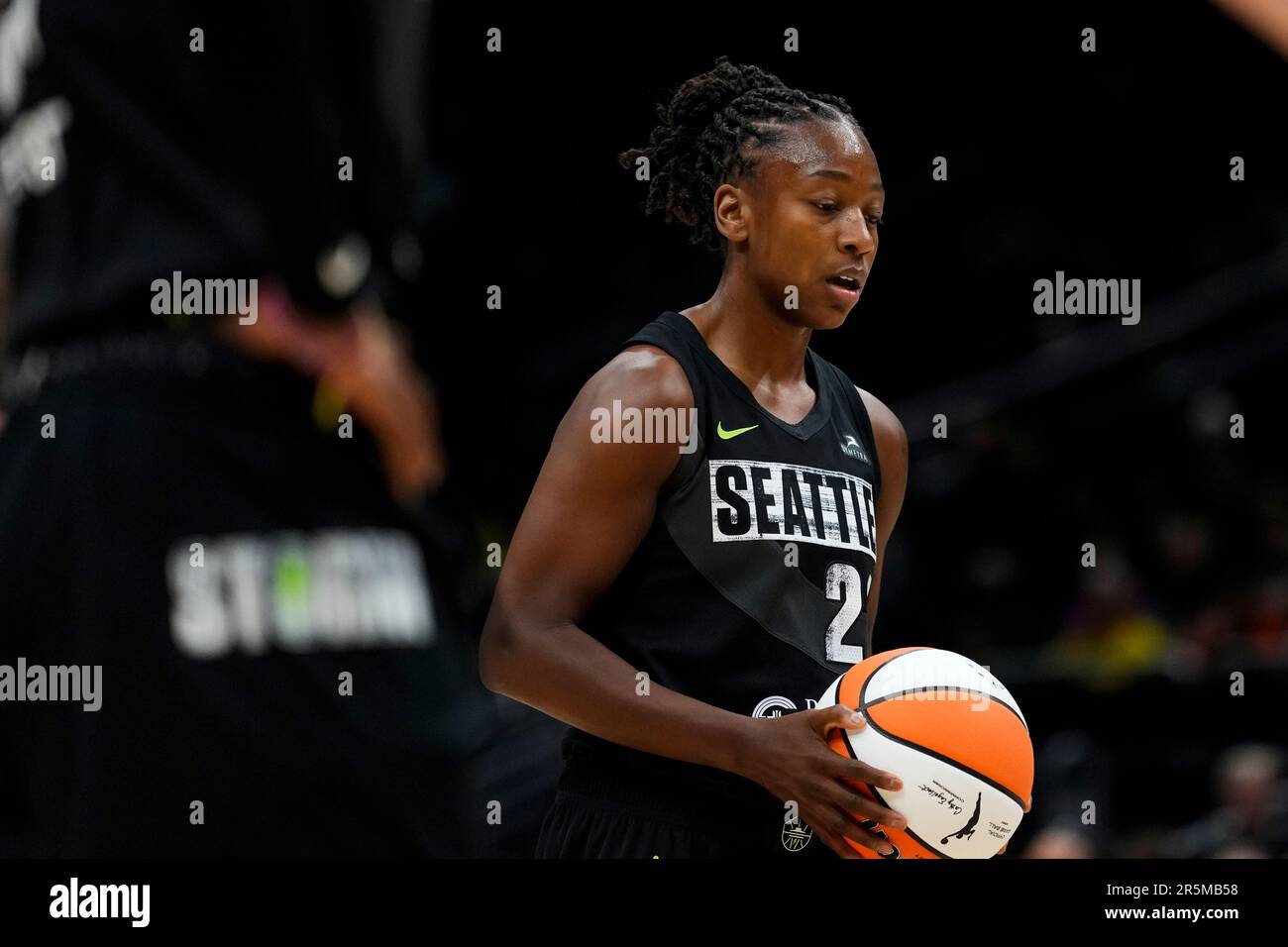 Seattle Storm guard Jewell Loyd (24) looks to make a free throw against ...
