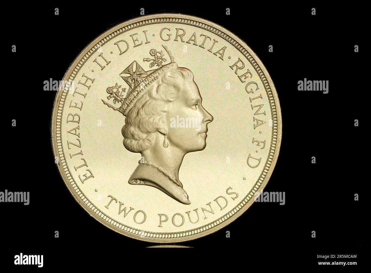 3rd coin portrait of queen elizabeth ii hi-res stock photography and ...