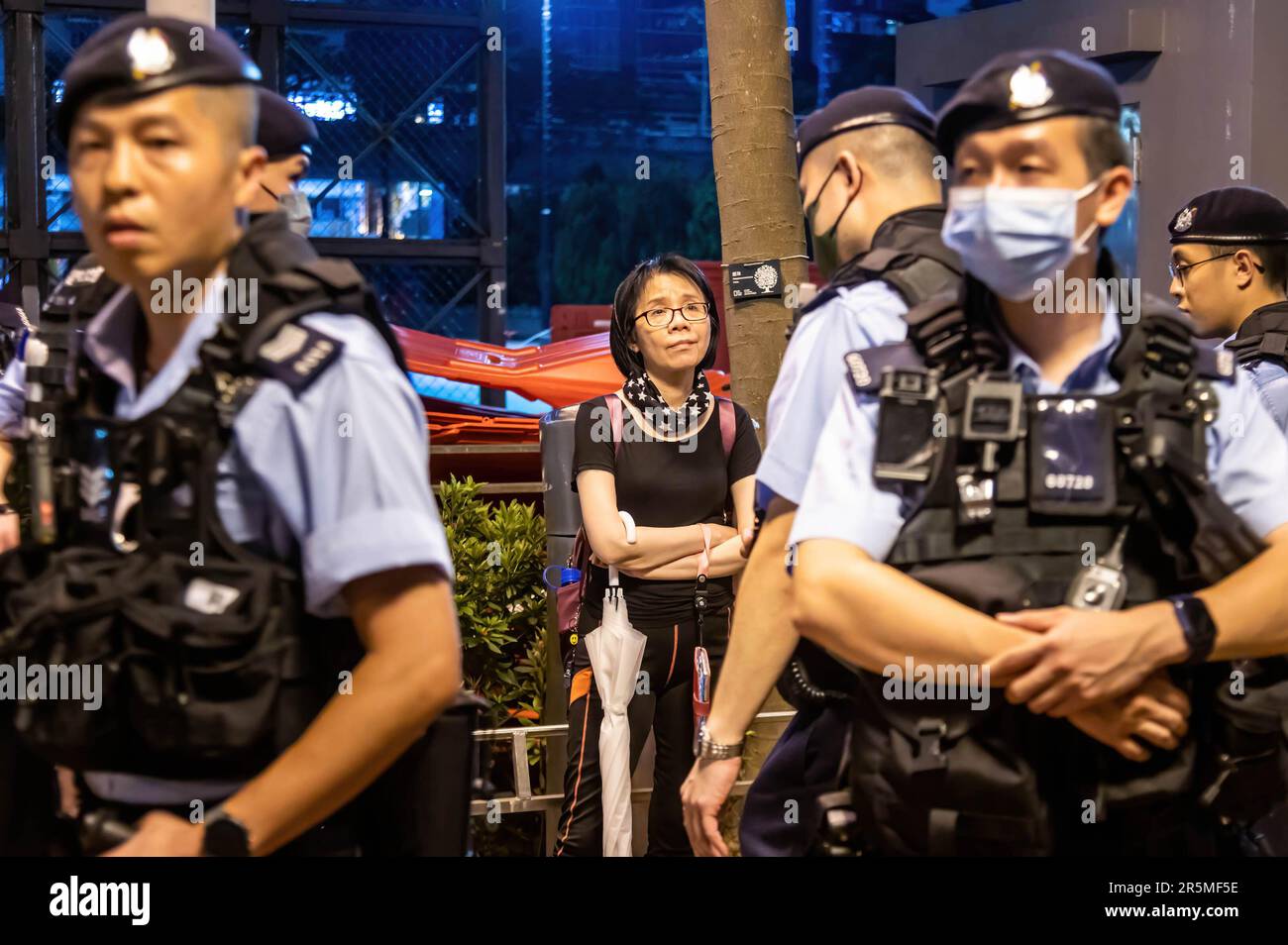Female police officer arresting woman hi-res stock photography and ...