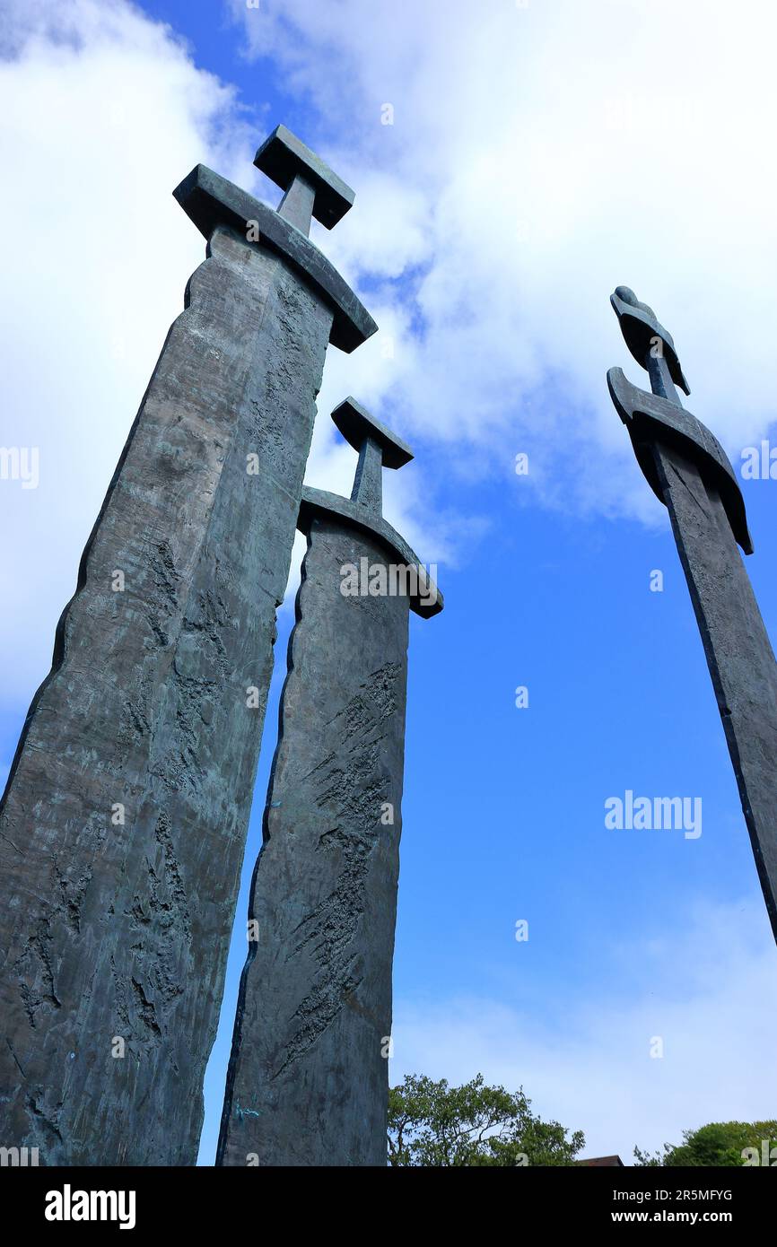 The three swords monument at hafrsfjord hi-res stock photography and ...