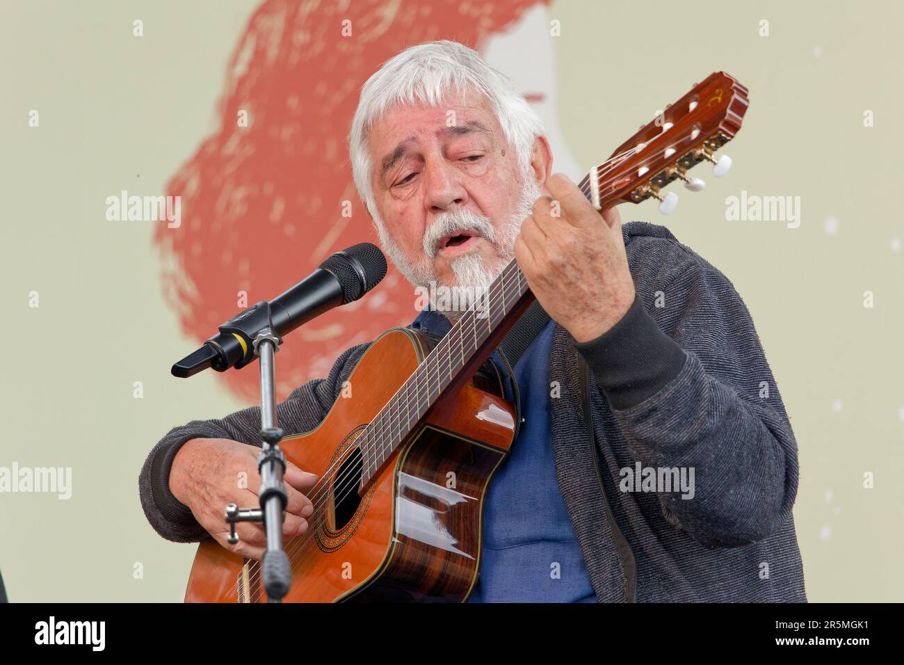 Chilean singer and songwriter Jorge Coulón Larrañaga, founder of the ...