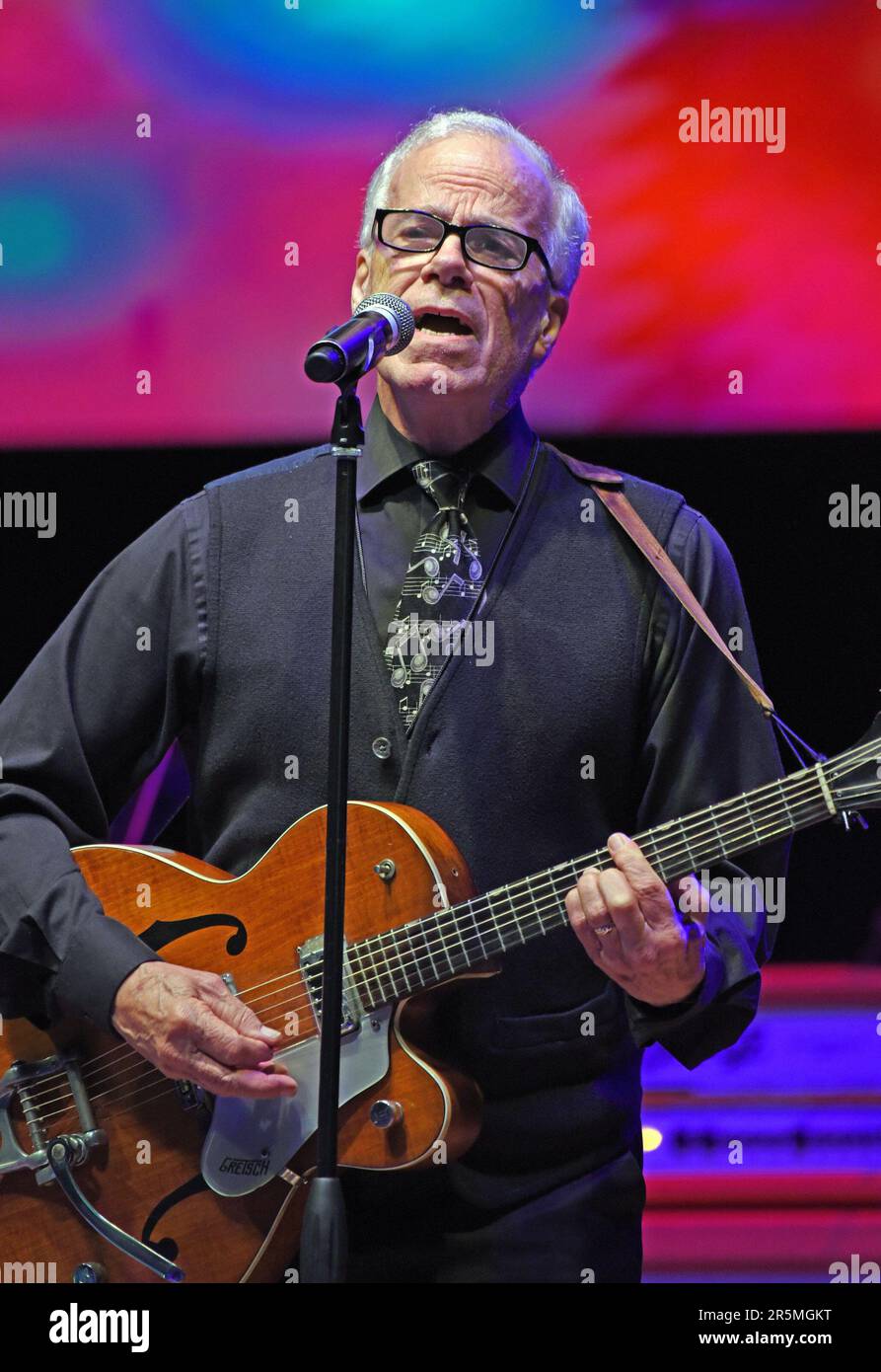 Hiawassee, GA, USA. 3rd June, 2023. The Cowsills, Bob Cowsill on stage ...