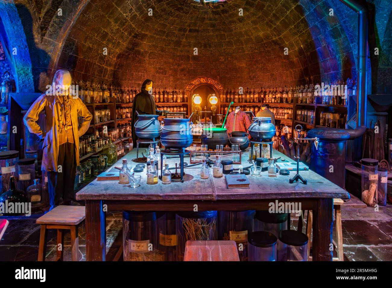 A view of the potions lab set from the Warner Brothers Harry Potter ...