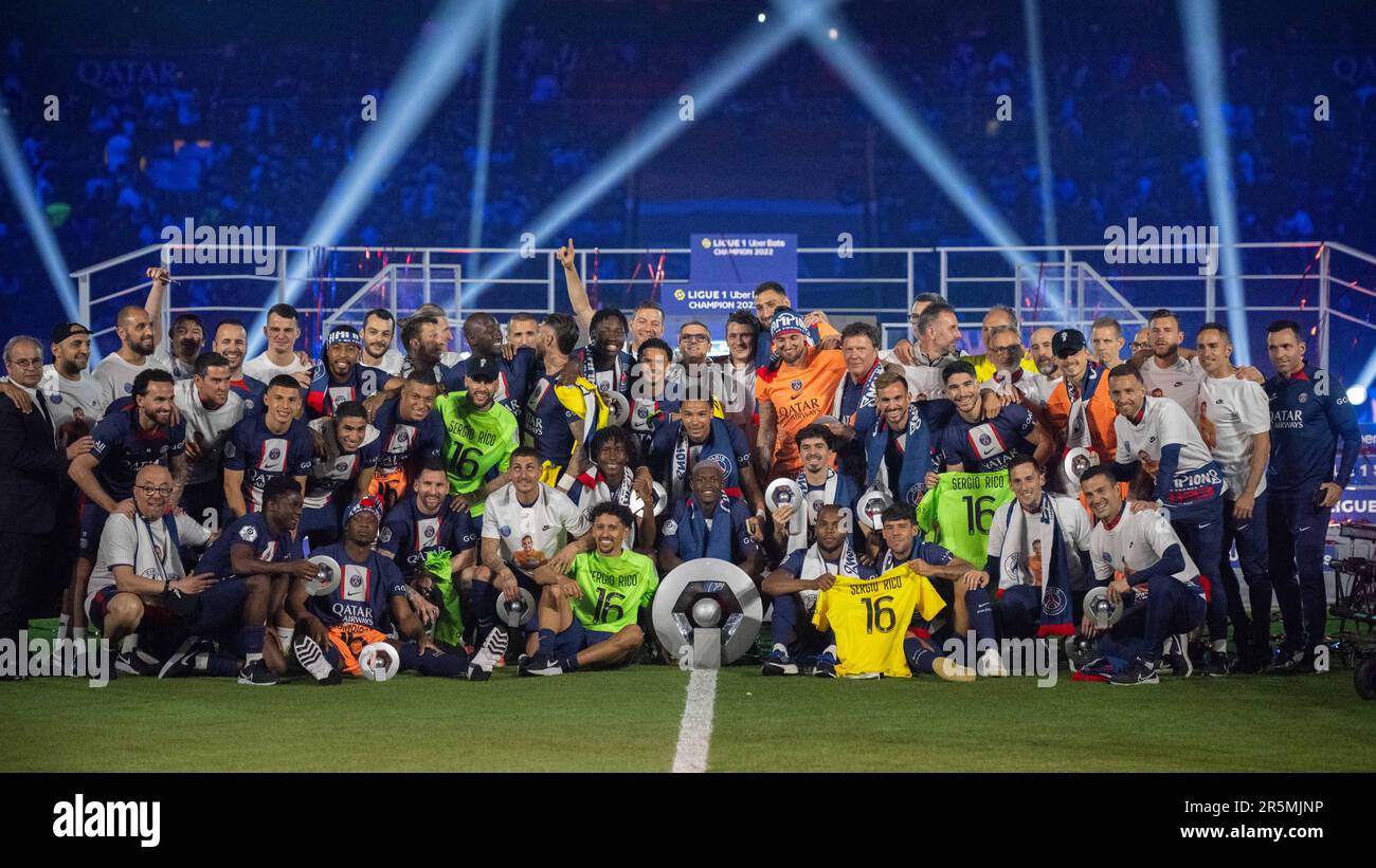 PARIS, FRANCE - JUNE 3: PSG players and staff celebrate during the ...