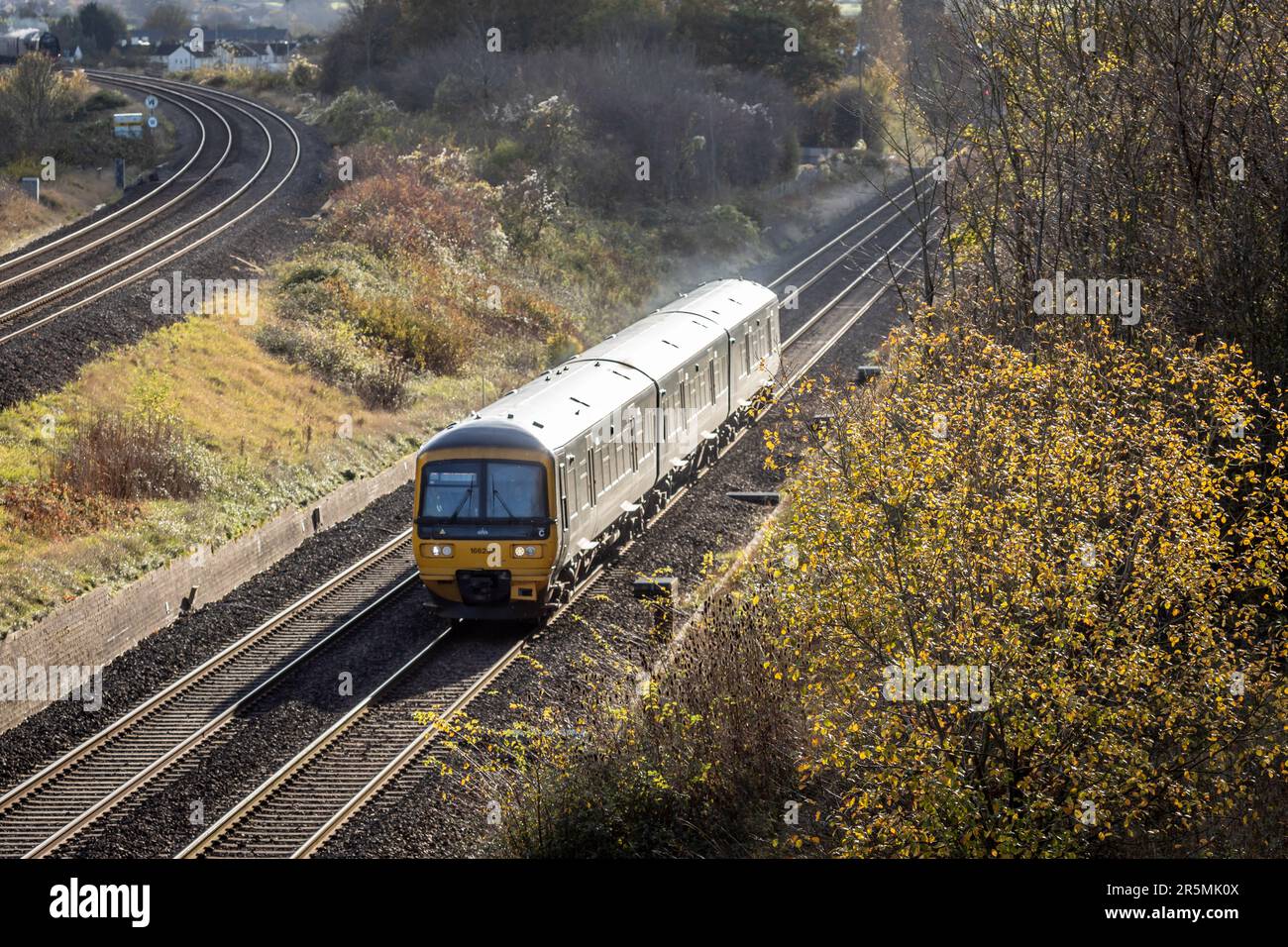 GWR Networker Turbo Class 166 No. 166 208 passes Standish Junction ...
