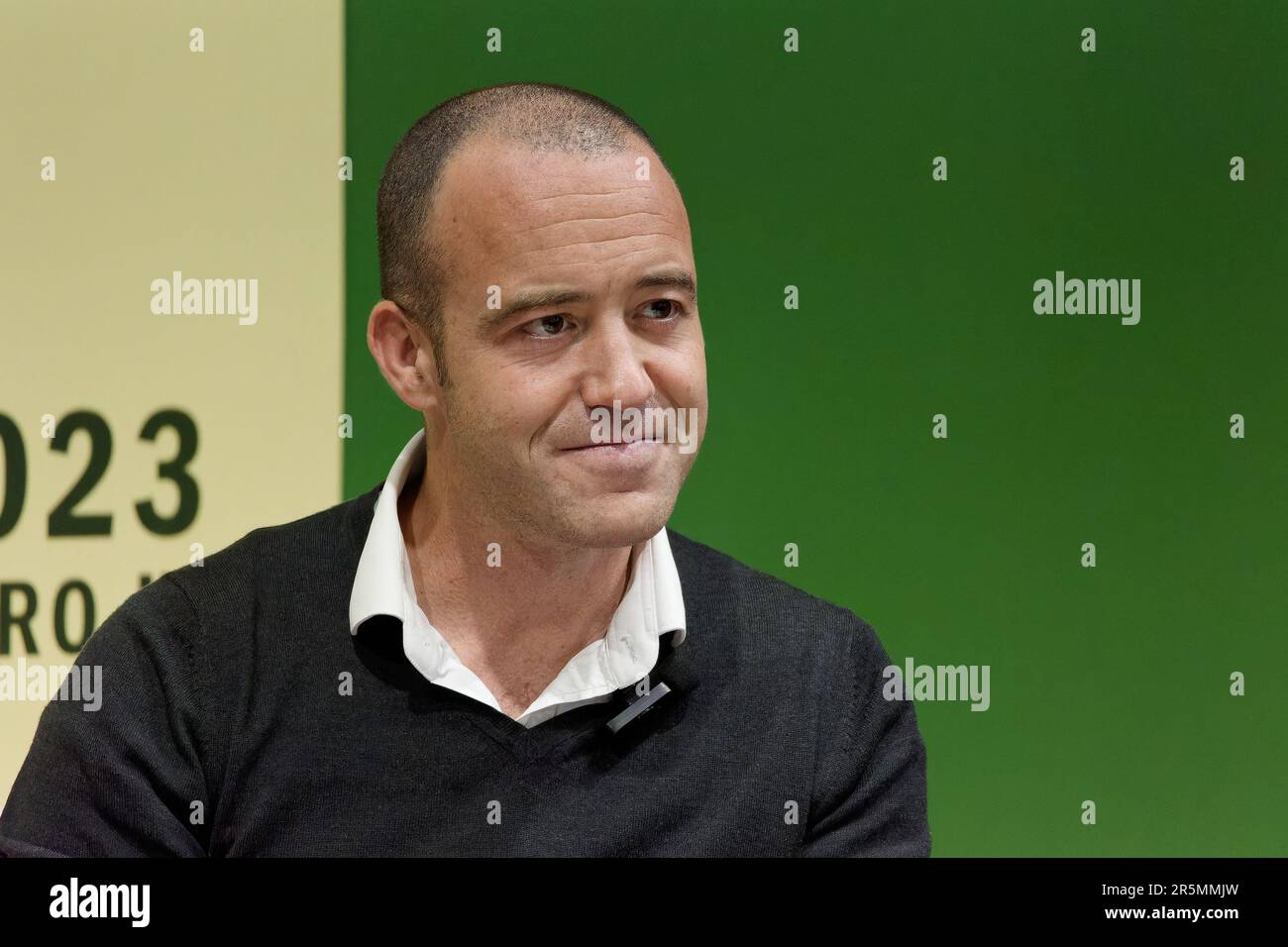 Mundy hi-res stock photography and images - Alamy