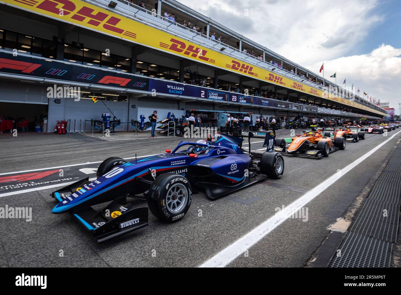 10 COLAPINTO Franco (arg), MP Motorsport, Dallara F3, action, pitlane ...