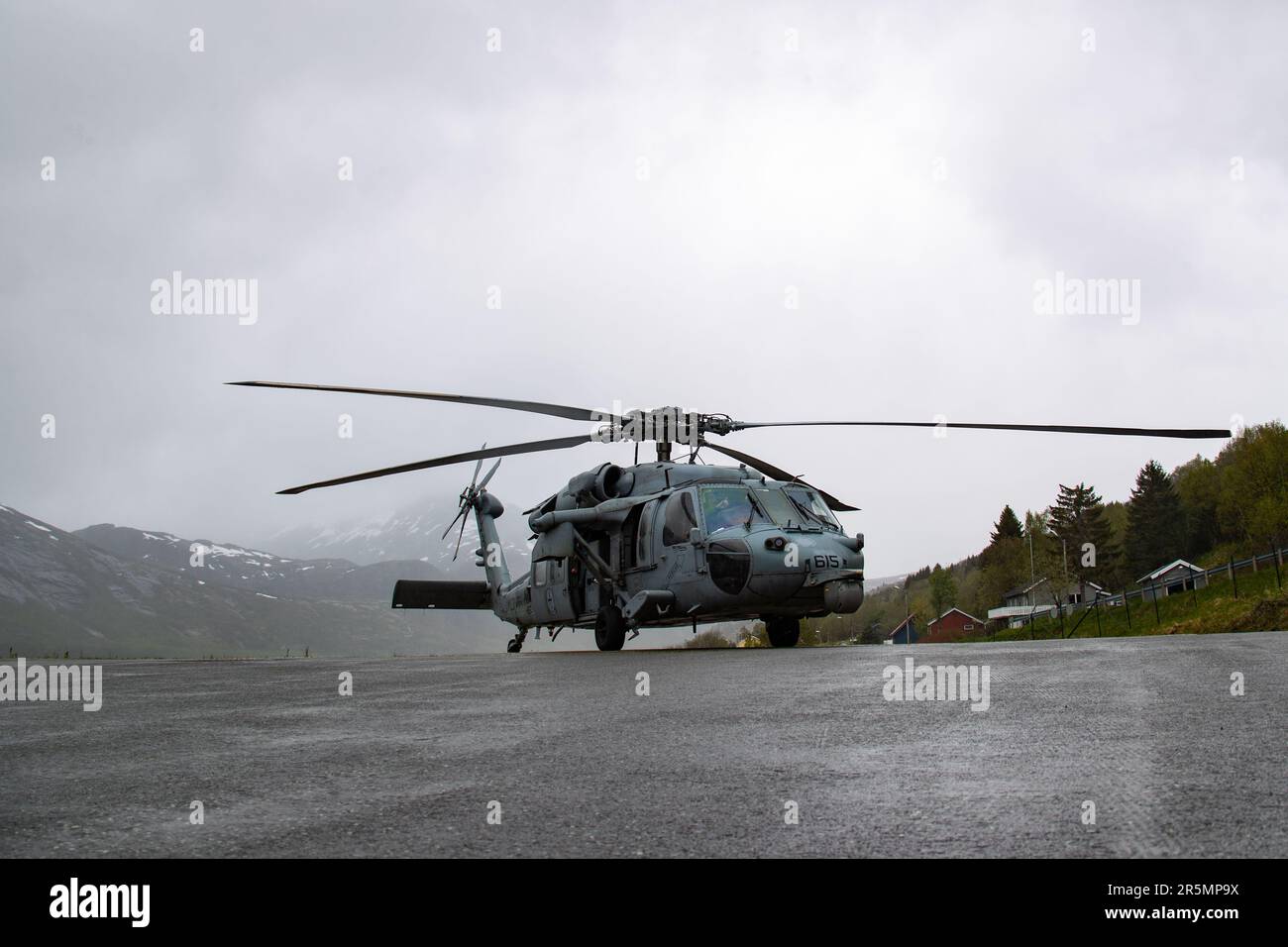 An MH-60S Sea Hawk attached to Helicopter Sea Combat Squadron (HSC) 9 ...