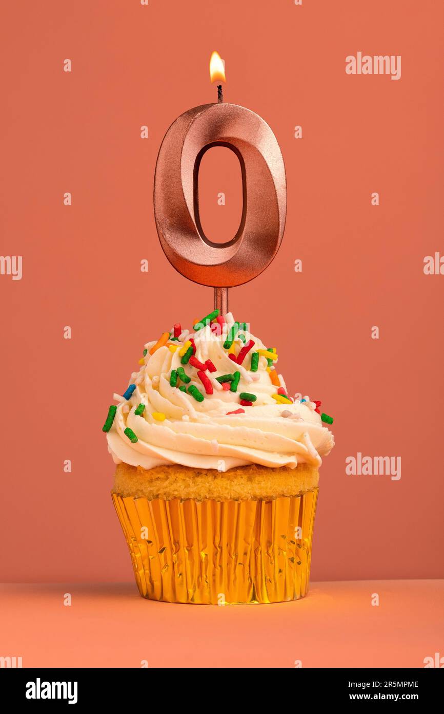 Candle number 0 - Cake birthday in coral fusion background Stock Photo ...