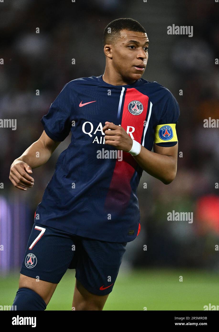 Kylian mbappe france kit hi-res stock photography and images - Alamy