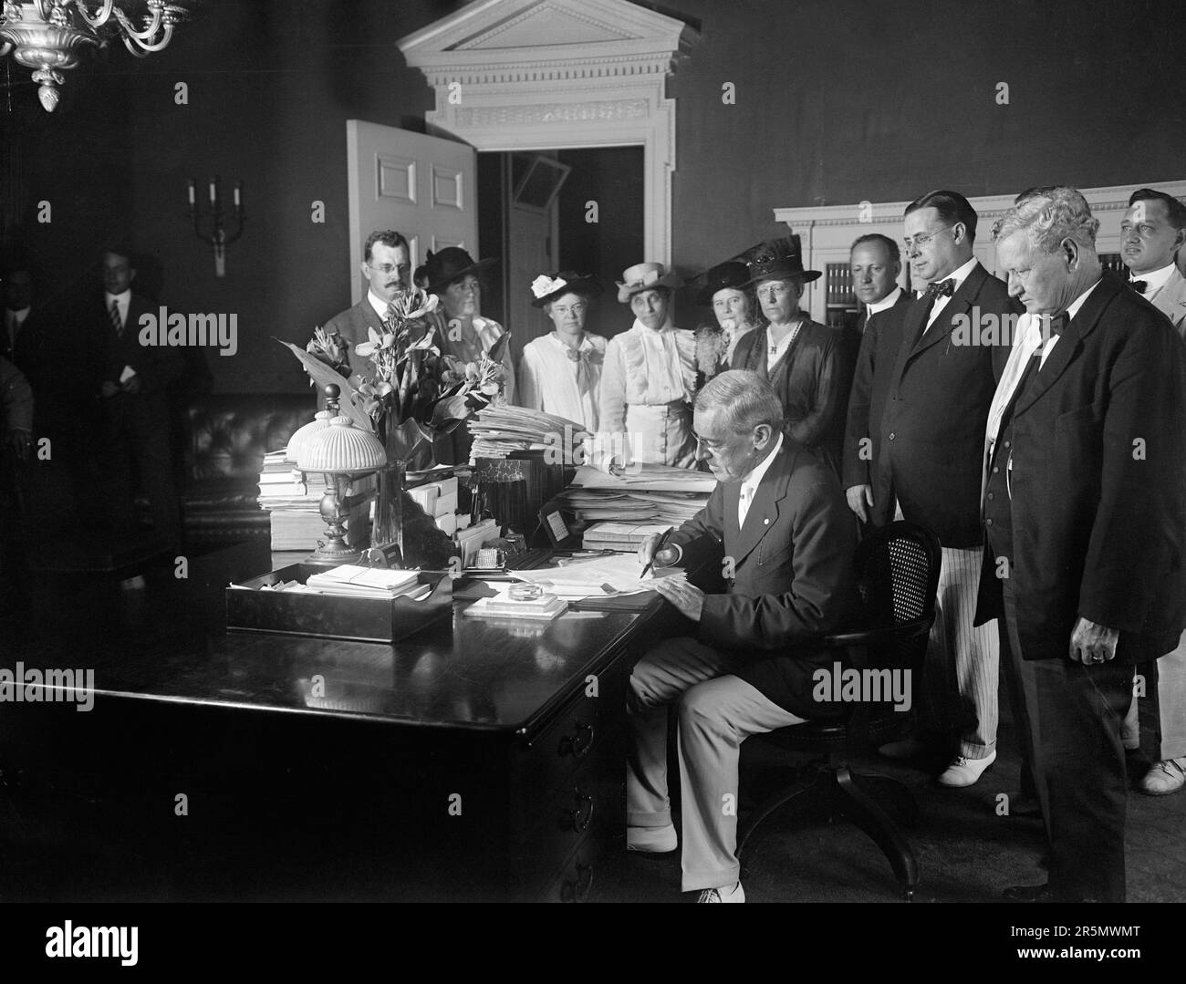 U s labor laws hi-res stock photography and images - Alamy