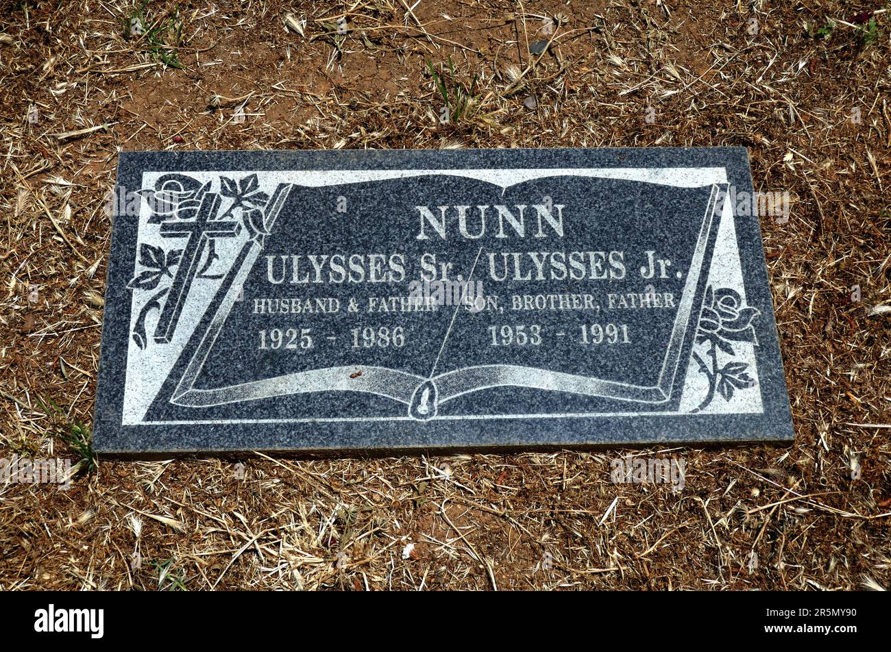 Los Angeles, California, USA 3rd June 2023 Singer Bobby Nunn Grave in ...