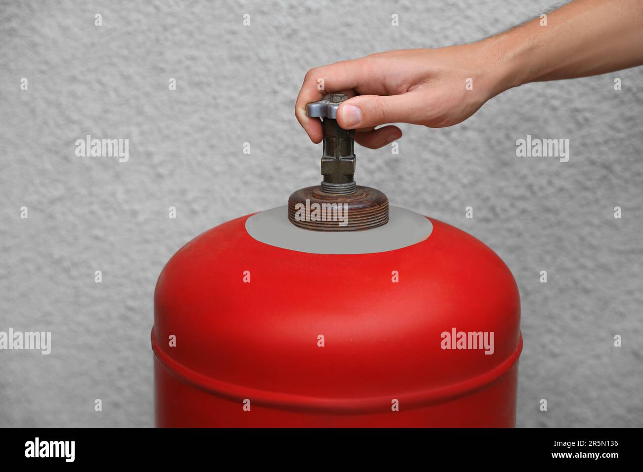 Hand opening valve hi-res stock photography and images - Alamy