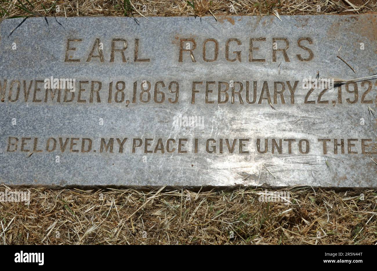 Los Angeles, California, USA 3rd June 2023 Attorney Earl Rogers Grave ...