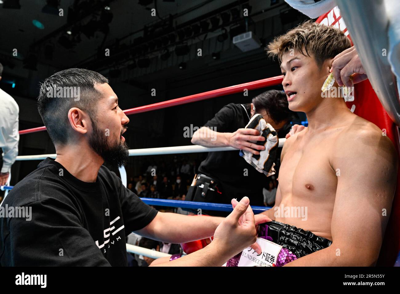Tokyo, Japan. 31st May, 2023. Trainer Shuhei Sasaki (L) and Hayato ...