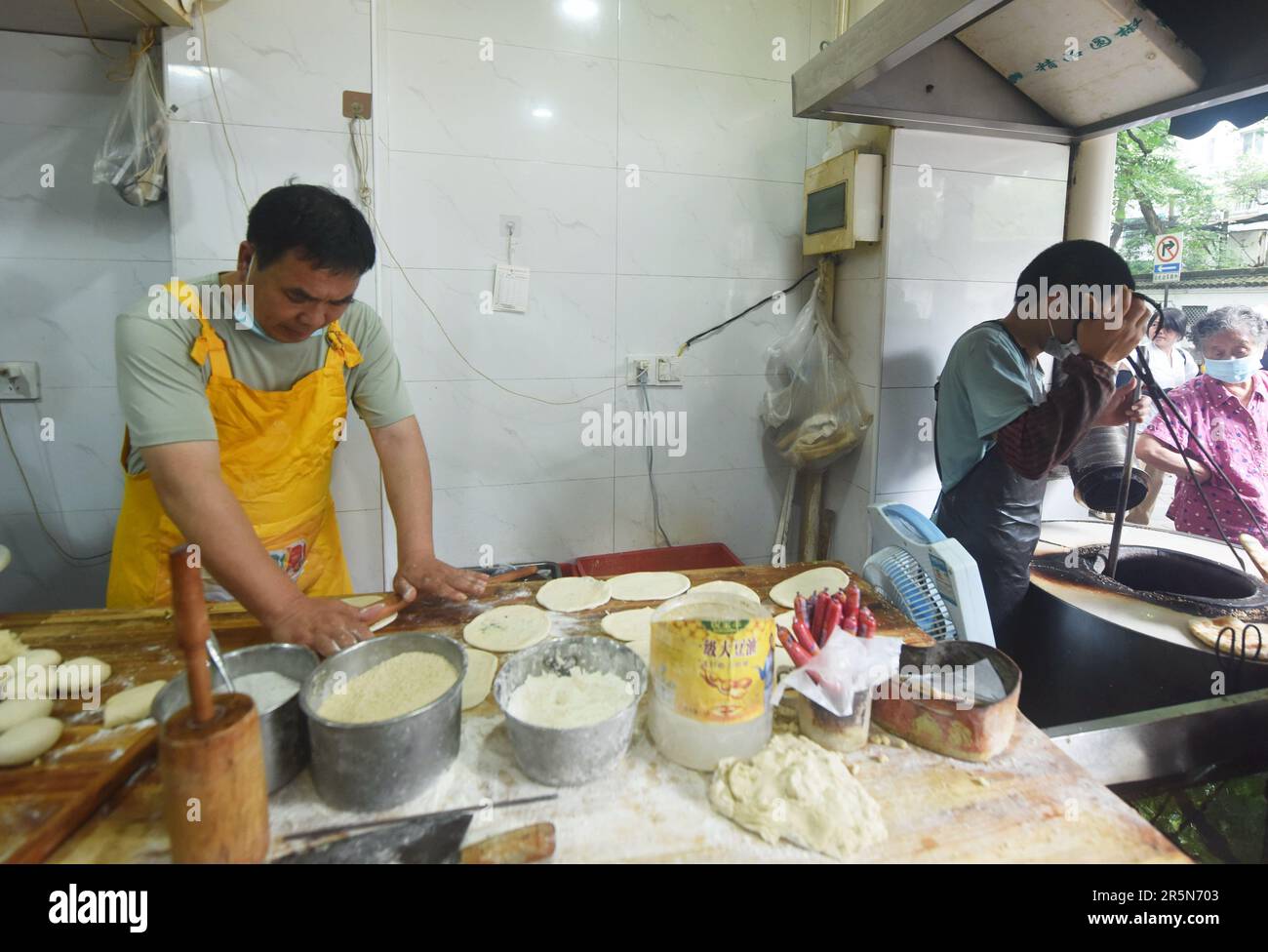 HANGZHOU, CHINA - JUNE 5, 2023 - Staff members make bakery at Wang's ...