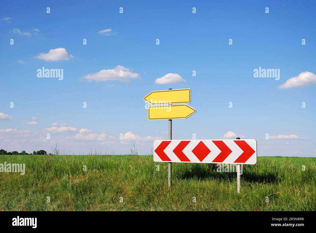 Traffic sings, left or right Stock Photo - Alamy