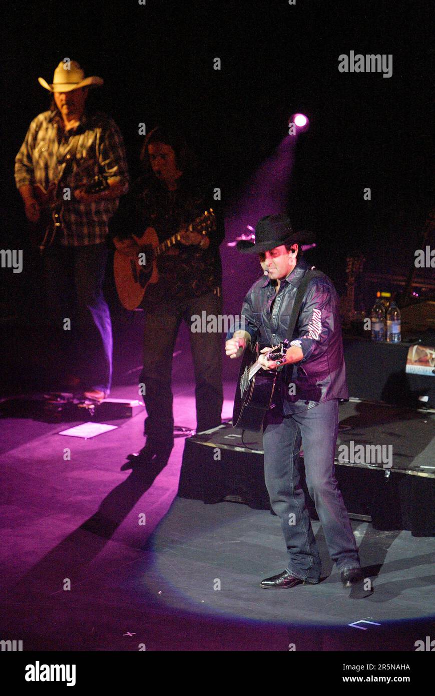 Lee Kernaghan performing live in concert on his 2006 'Outback To The Beaches' tour at the Enmore ...