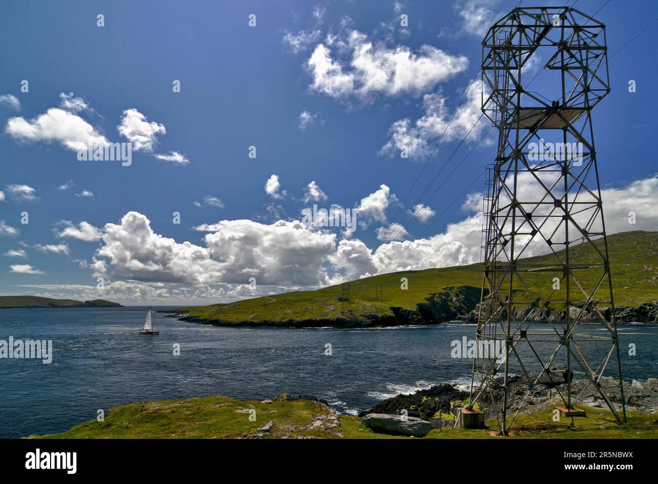 Cable car between Dursey and Beara, Dursey Point, Beara Peninsula ...