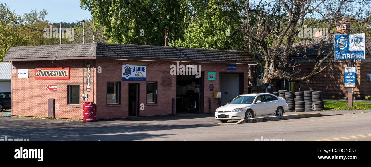 An auto repair shop on Main Street in Sugar Grove, Pennsylvania, USA ...