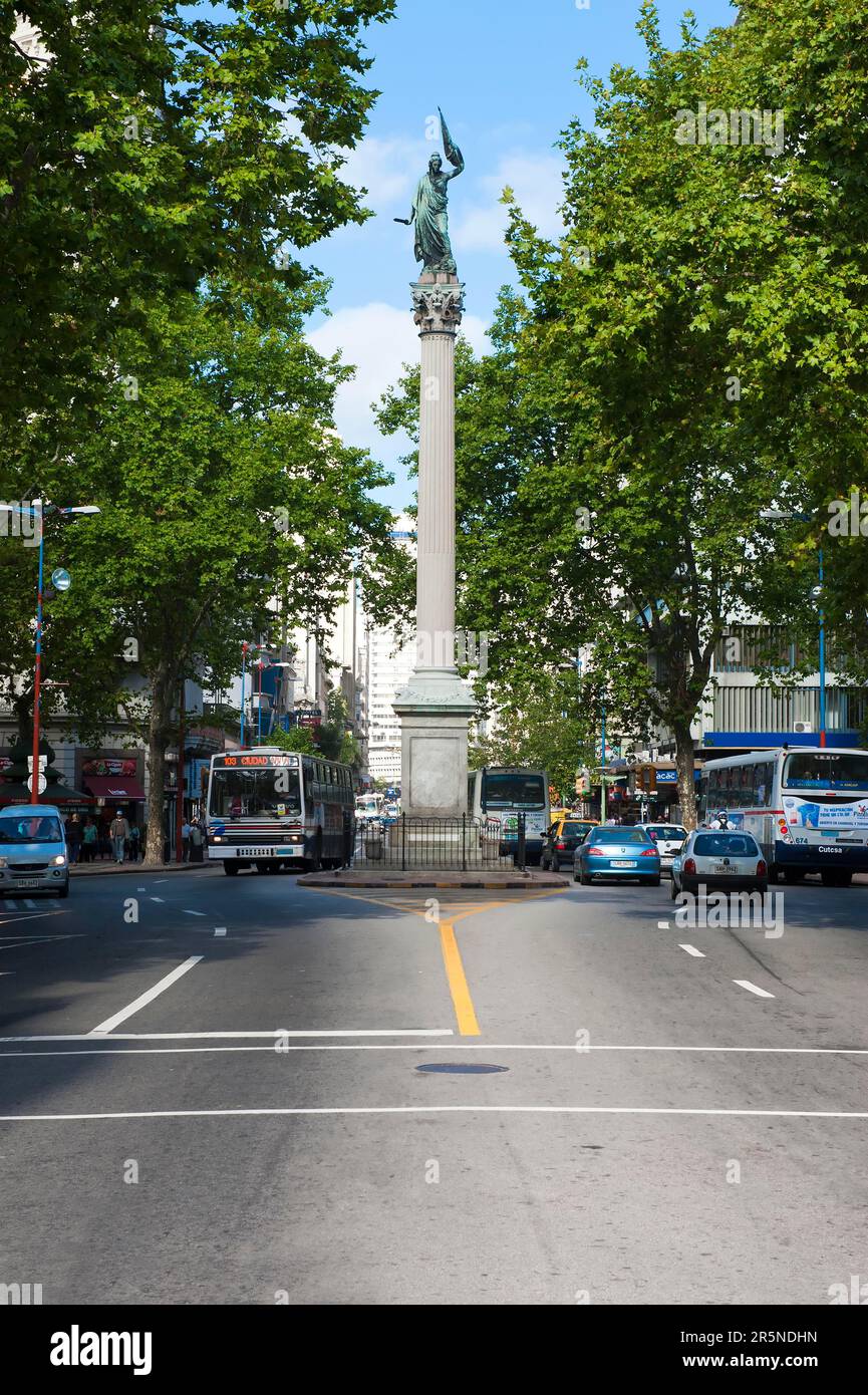 Montevideo sculpture hi-res stock photography and images - Alamy
